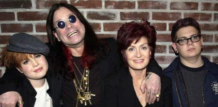 Black Sabbath's Ozzy Osbourne and His Family's Rarest Family Photo ...