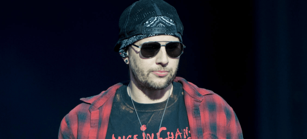 Avenged Sevenfold Singer Recalls The Band's First Days, Reveals Rare ...