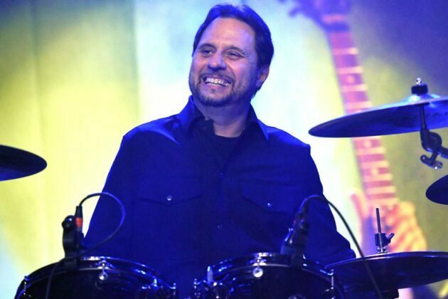 Dave Lombardo Reveals What Makes Drum Part Legendary By Touching A ...