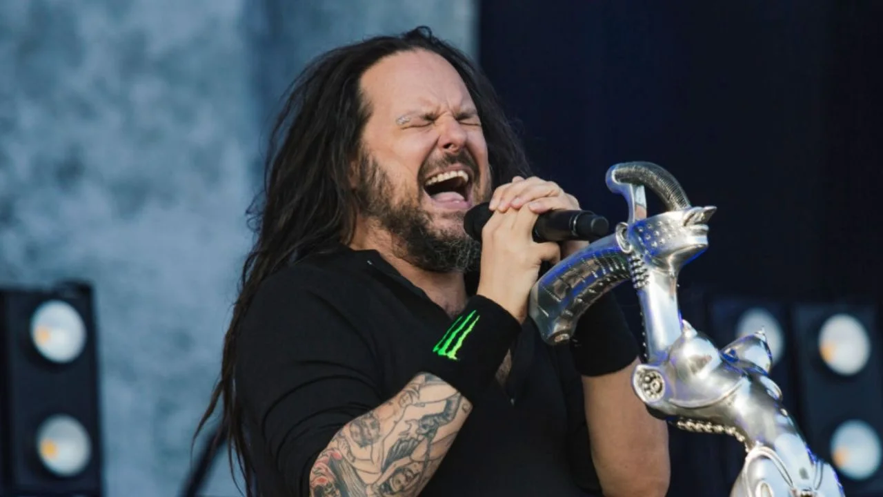Korn's Jonathan Davis Opens Up How He Dealt With COVID: "I Was Scared ...